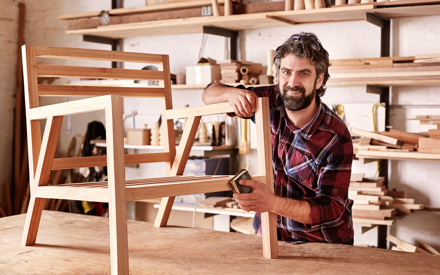 Common Mistakes and Tips for Using Woodworking Adhesives - Objava.si